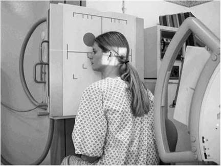 The Skull - Clark's Positioning In Radiography - by A. S. Whitley